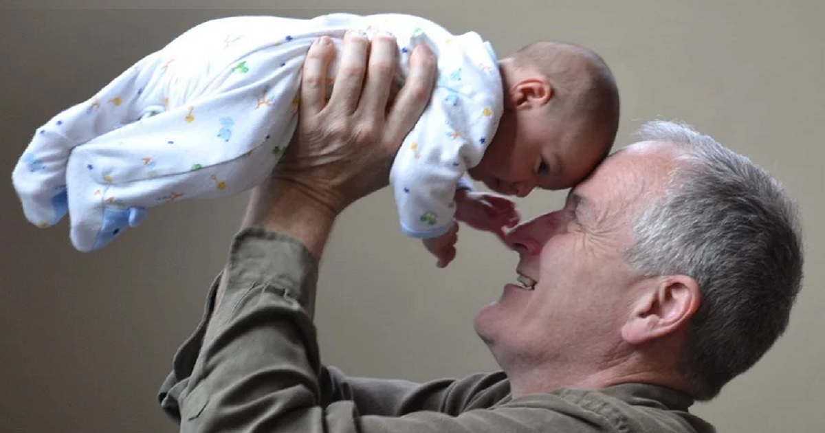 Bambini e nonno morto per Covid. Come dirglielo?